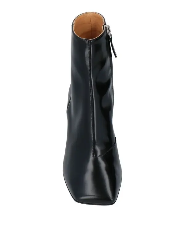 MAISON MARGIELA Square-toe Ankle Boots In Smooth Leather