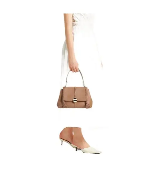 Chloé Cowhide Shoulder Bags