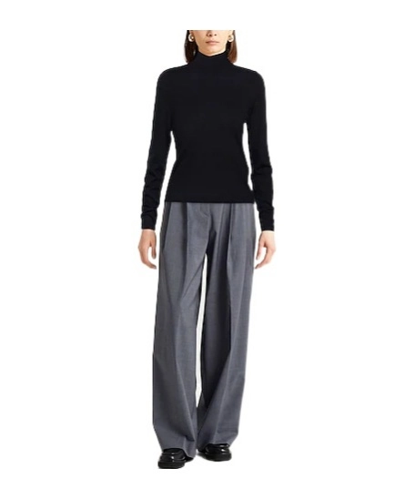 Max Mara Solid Cashmere Turtleneck Sweater