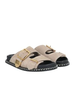 Chloé Round-toe Buckle-strap Flat Sandals