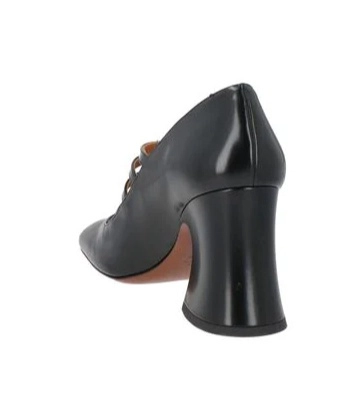 Chloé Versatile Patent Leather Mary Janes