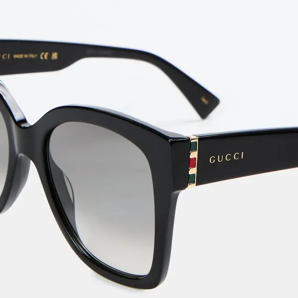 Gucci Oversized Frame Sunglasses