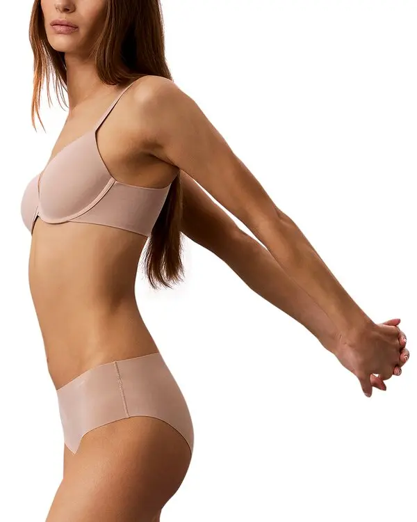 Calvin Klein Invisibles Hipster - Cedar