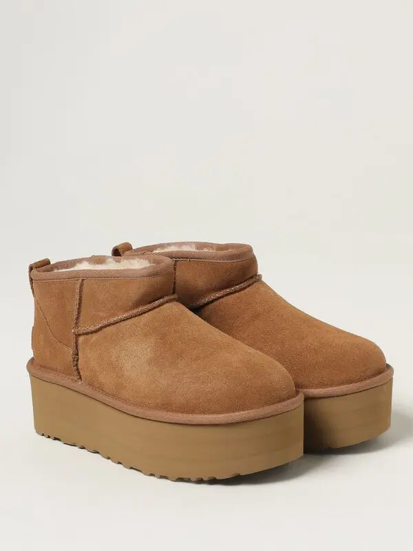 UGG Boots - Brown