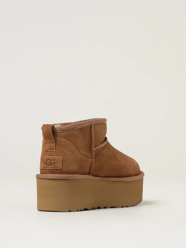 UGG Boots - Brown
