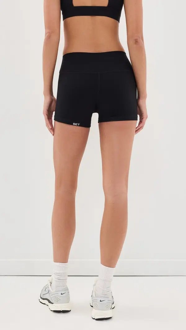 Set Cloud Shorts