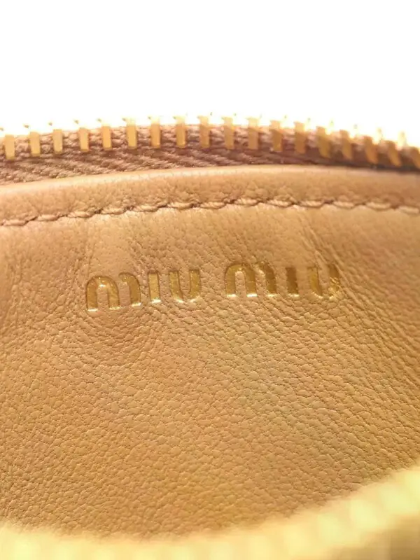 Miu Miu Logo-plaque Matelassé Card Case - Neutrals