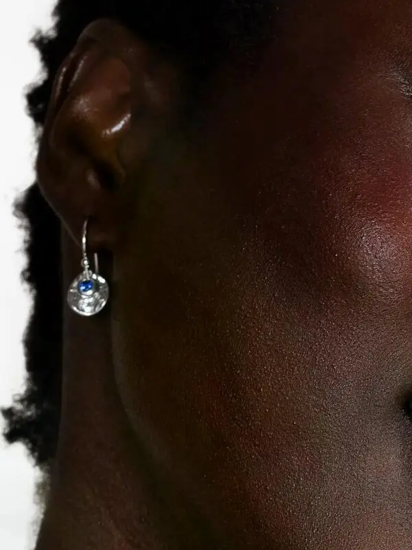 DOWER & HALL Hammered-finish Sapphire Earrings - Silver
