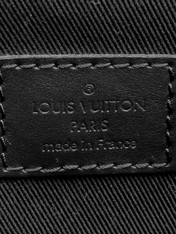 LOUIS VUITTON Monogram Taurillon Steamer Wallet Crossbody Bag