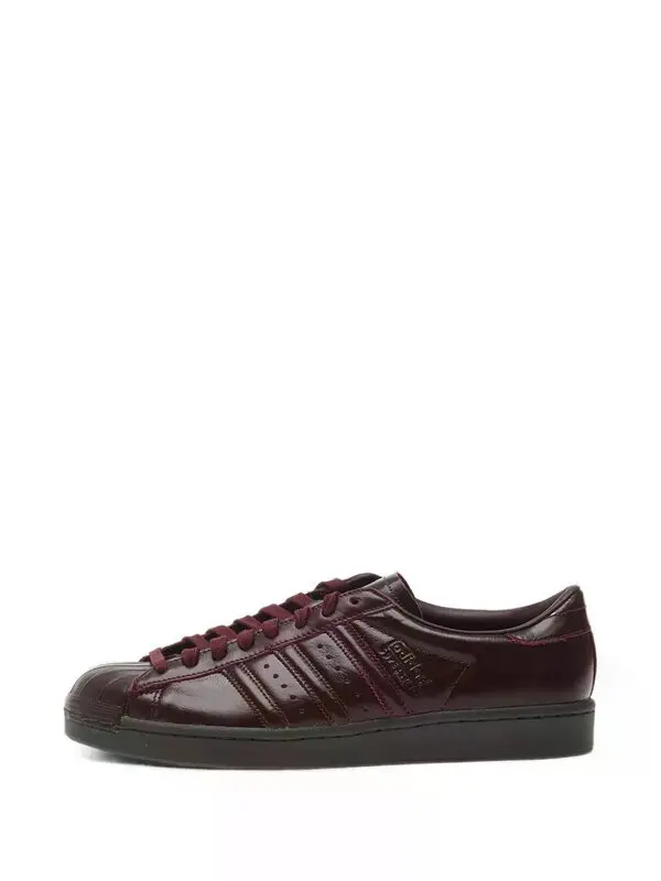 Adidas Superstar Sneakers