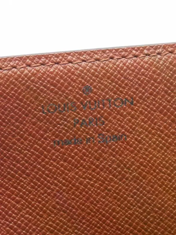 LOUIS VUITTON 2001 Monogram Card Case