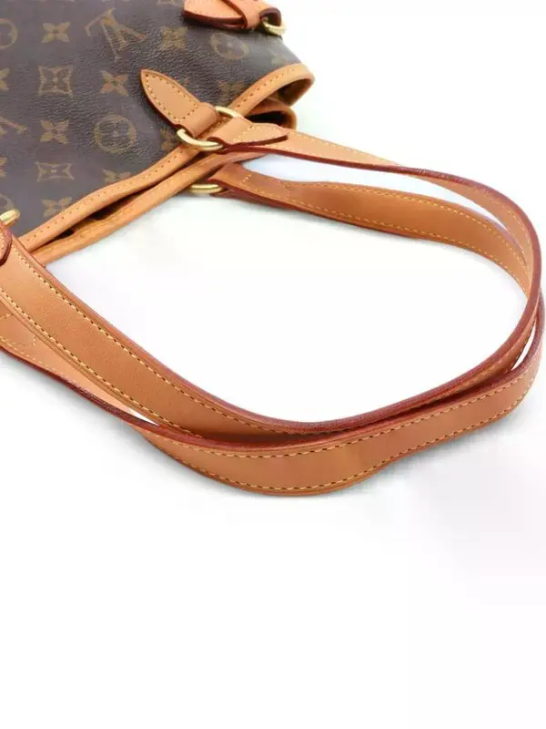LOUIS VUITTON Monogram Canvas Shoulder Bag