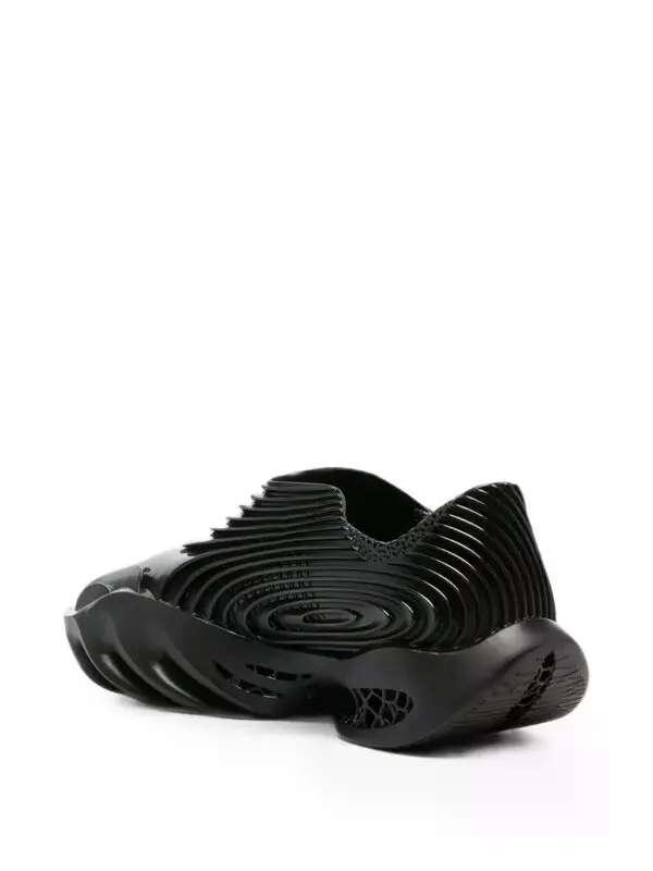 ALIVEFORM Stratum Fang Sneakers - Black