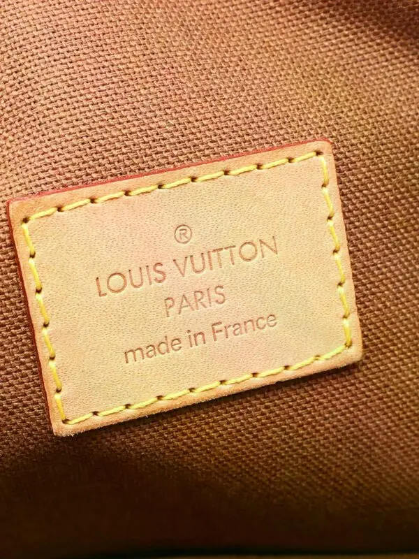 LOUIS VUITTON Monogram Lockit Horizontal Handbag