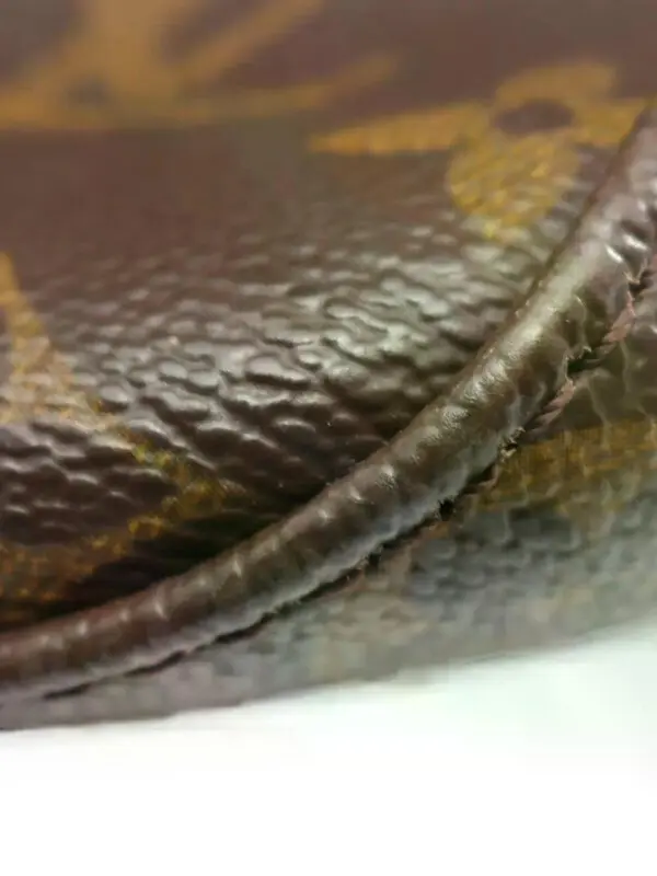 LOUIS VUITTON Gm Looping Monogram Shoulder Bag