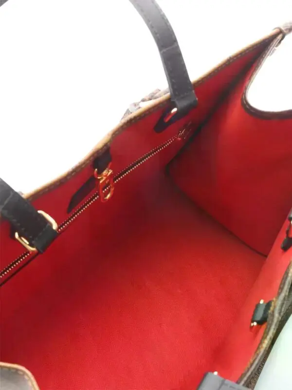 LOUIS VUITTON Monogram Tote Bag