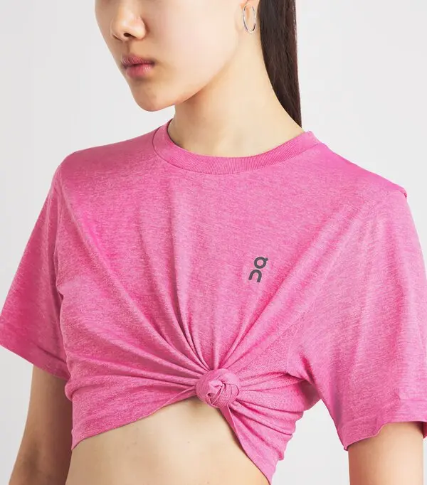 On Train Flex Crop T-shirt - Pink