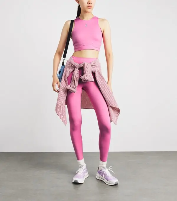 On Train Leggings