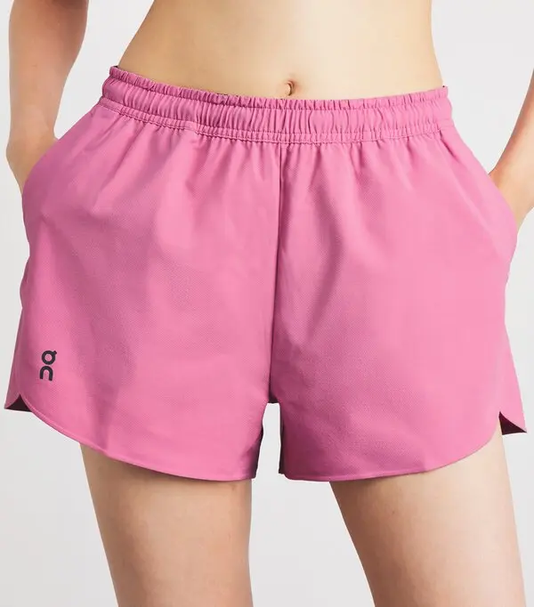 On Train 3' Shorts