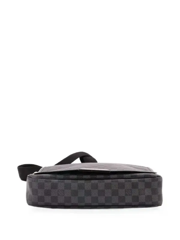 LOUIS VUITTON Daniel Messenger Bag Damier Graphite Mm Cross Body Bag