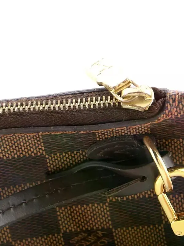 LOUIS VUITTON Damier Pochette Clutch Bag