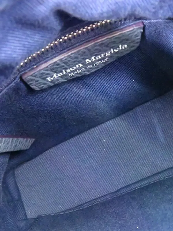 MAISON MARGIELA Grained Calfskin 5ac Camera Cross Body Bag - Blue