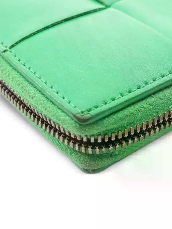 Bottega Veneta 2000s Maxi Intrecciato Wallet
