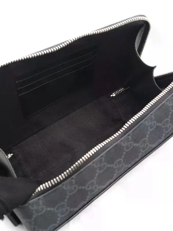 Gucci Gg Supreme Shoulder Bag
