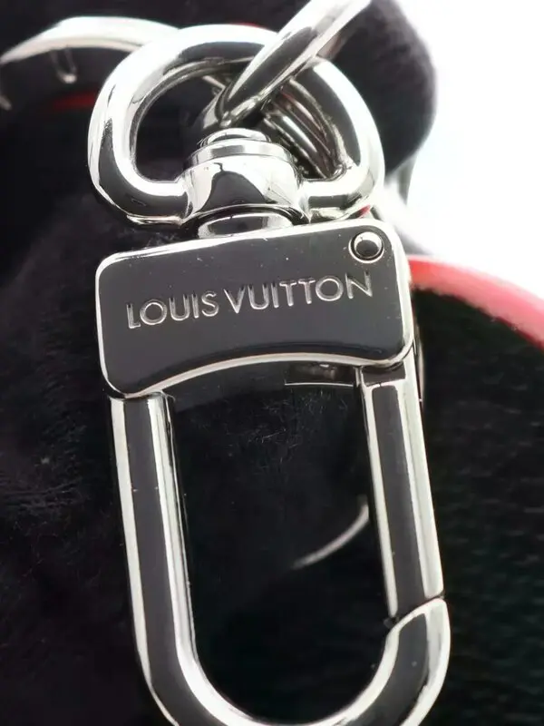 LOUIS VUITTON Monogram Eclipse Vivienne And Car Motif Key Ring