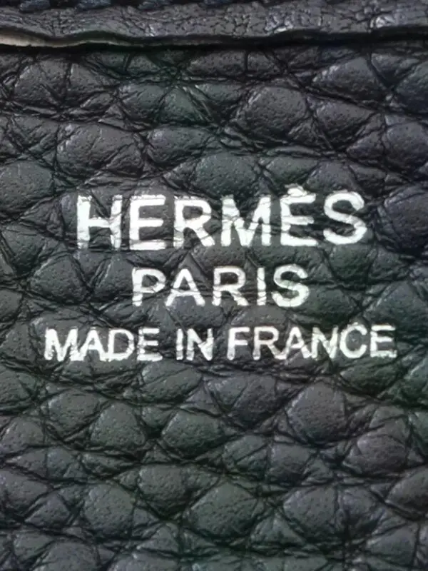 Hermès Clemence Evelyne Ii Gm Cross Body Bag - Black