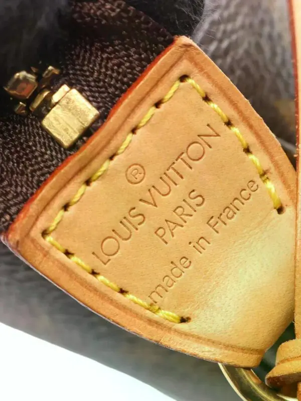 LOUIS VUITTON 2000 Monogram Pochette Accessoires Shoulder Bag