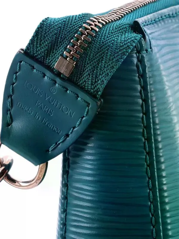 LOUIS VUITTON Epi Leather Pochette - Blue