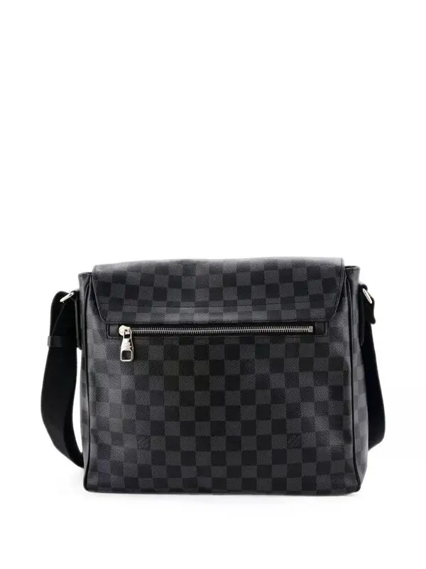 LOUIS VUITTON Damier Graphite Canvas Daniel Mm Messenger Bag