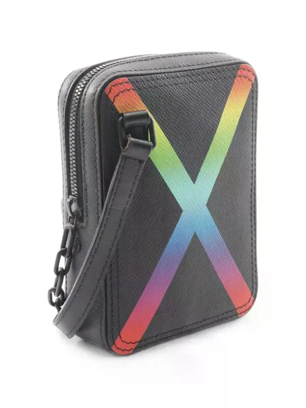 LOUIS VUITTON 2019 Danube Taiga Messenger Bag