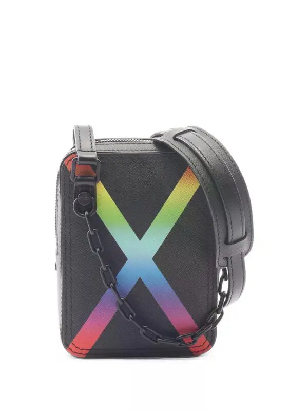 LOUIS VUITTON 2019 Danube Taiga Messenger Bag - Black