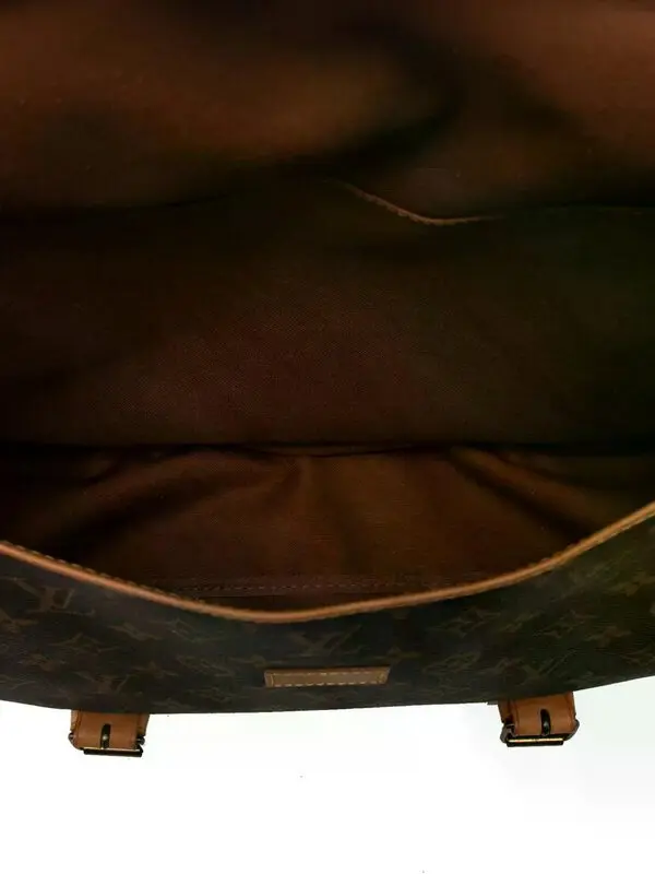LOUIS VUITTON 1990 Monogram Saumur 43 Travel Bag