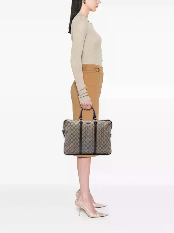 Gucci 2016-2026 Gg Supreme Business Bag