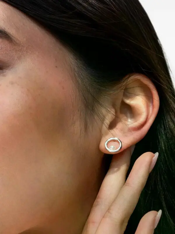 DOWER & HALL Open-circle Pearl Earrings