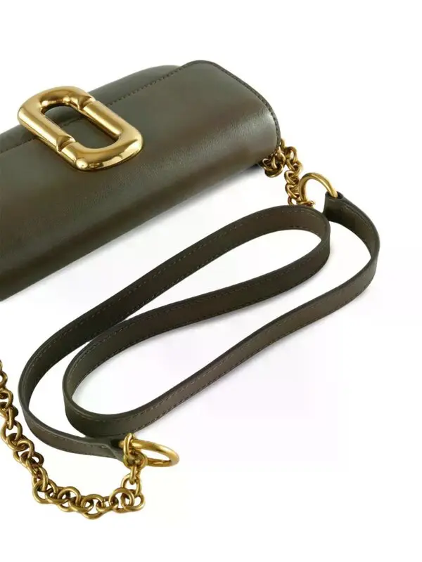 Marc Jacobs Scene Wallet-on-chain