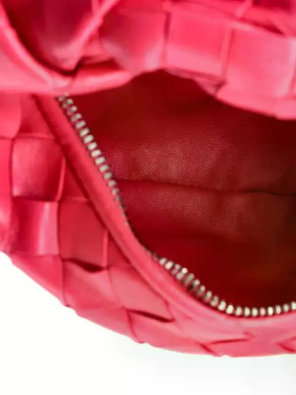 Bottega Veneta Intrecciato Hobo Bag - Pink