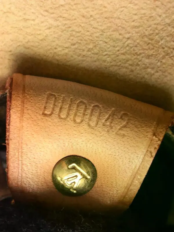 LOUIS VUITTON 2002 Gm Monogram Looping Shoulder Bag