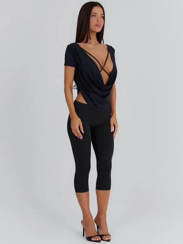 OUTCAST Summa Longline Top