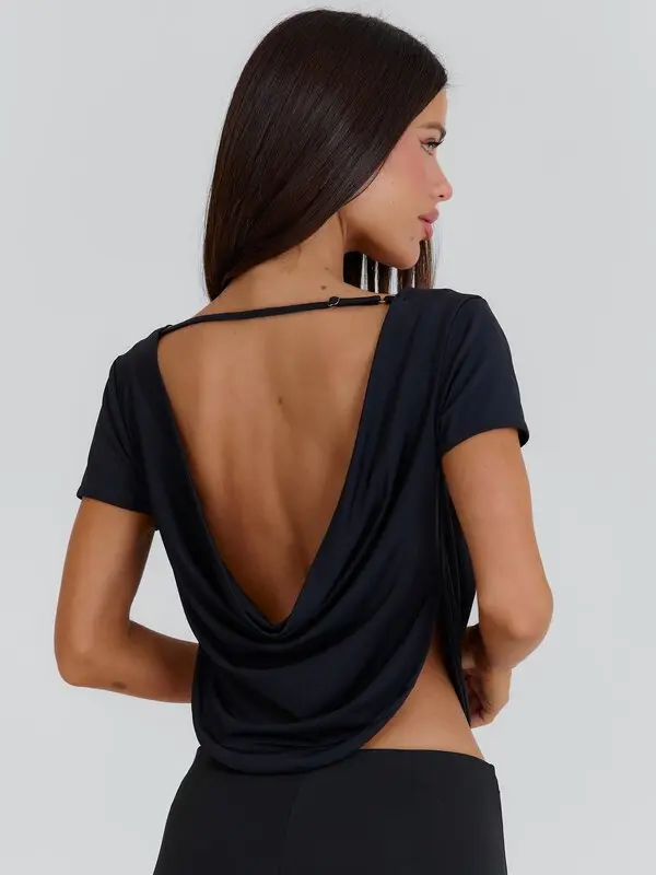 OUTCAST Summa Longline Top