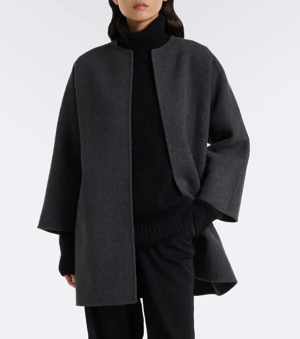 THE ROW Cove Oversized Cashmere And Wool Coat
