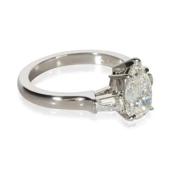 Harry Winston Diamond Classic Engagement Ring