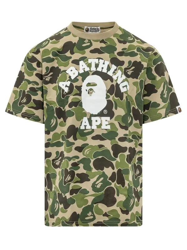 A BATHING APE Camo Print T-shirt With Stampaint Logo