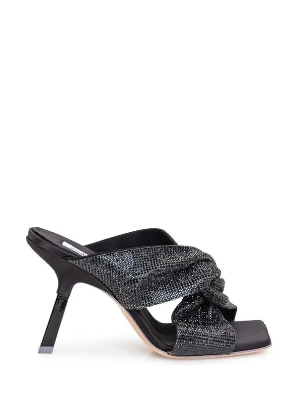 SEBASTIAN MILANO Fashionable Sandals For A Chic Summer Look