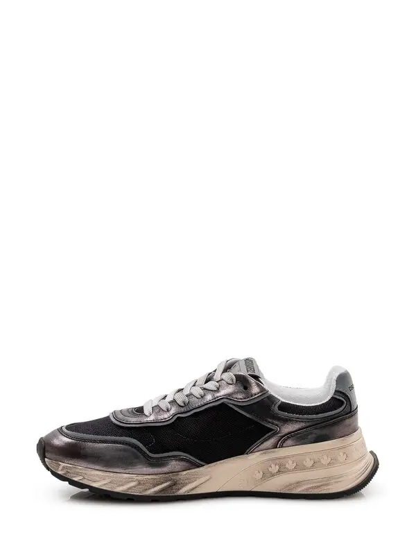Dsquared2 Stylish Sneakers With Innovative Mesh Design