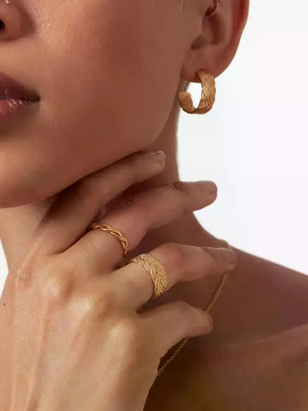 OTTOMAN HANDS Blair Chain Stacking Rings - Gold