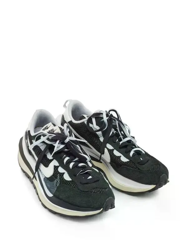 Nike Vaporwaffle Sacai Sneakers